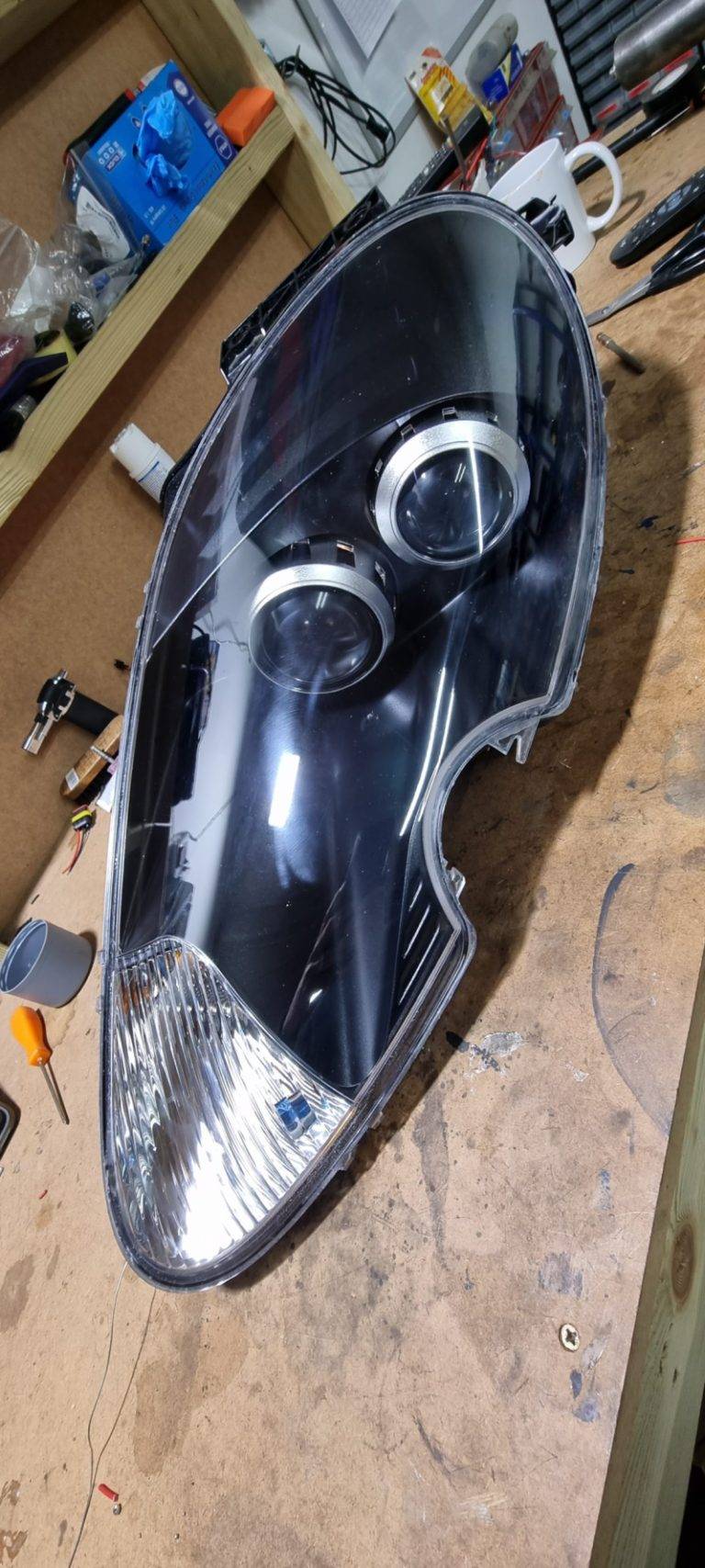 Upgraded Aston Martin Headlights - DB9S.com