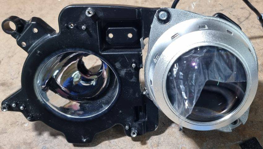 Upgraded Aston Martin Headlights - DB9S.com