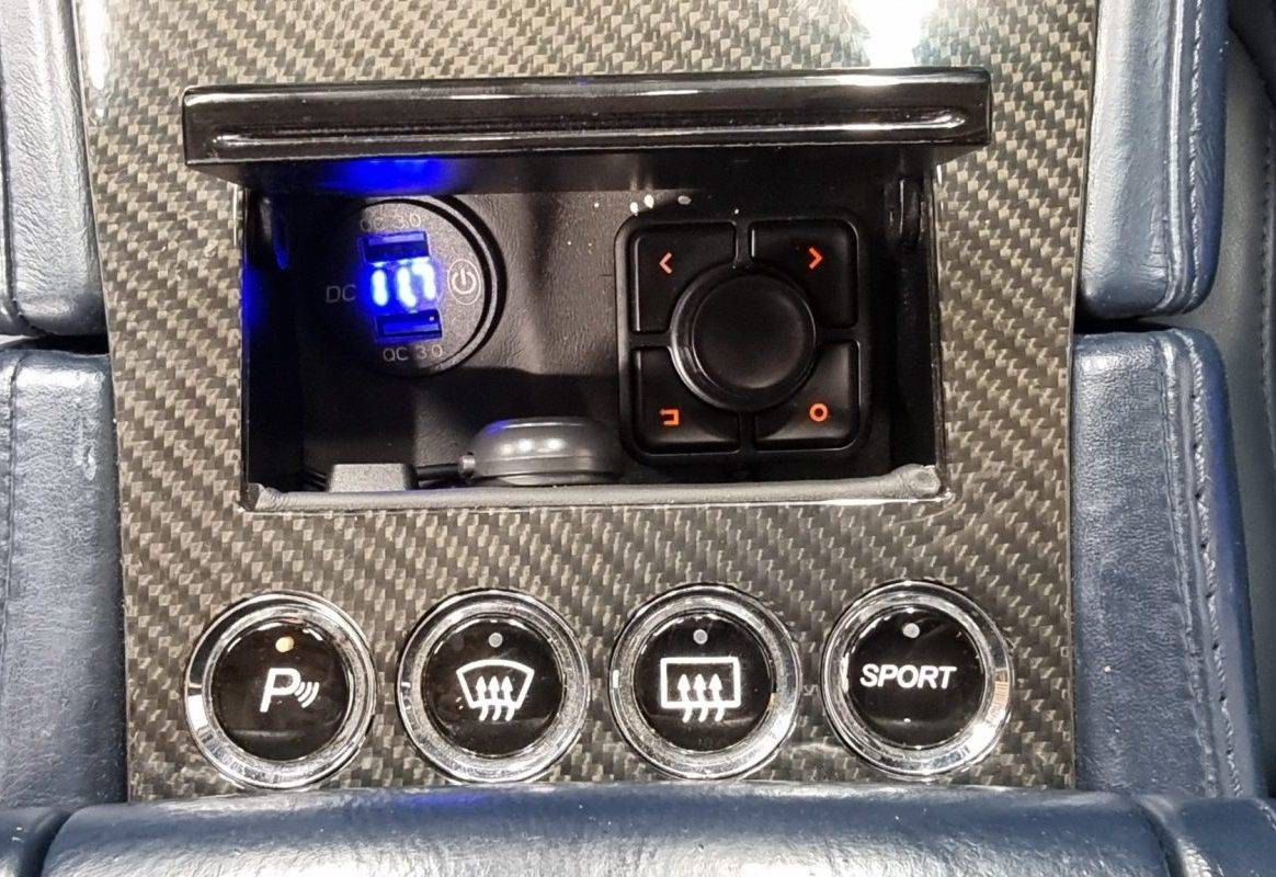 Aston Martin DBS/DB9 Android Auto