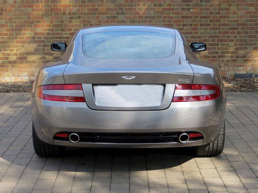 Rear bumper and Diffuser - DB9S.com